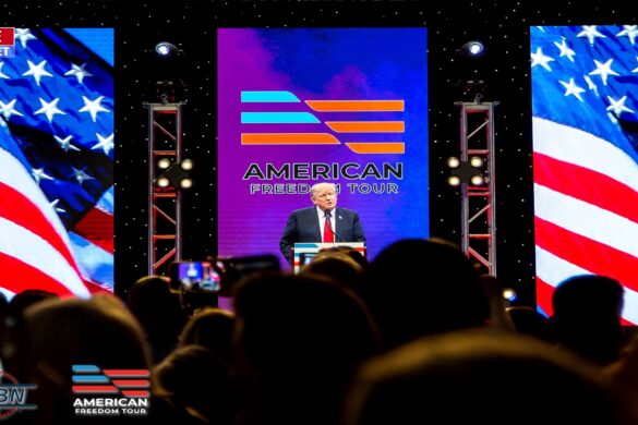 WATCH LIVE: PRESIDENT DONALD TRUMP HOLDS SAVE AMERICA RALLY IN ...