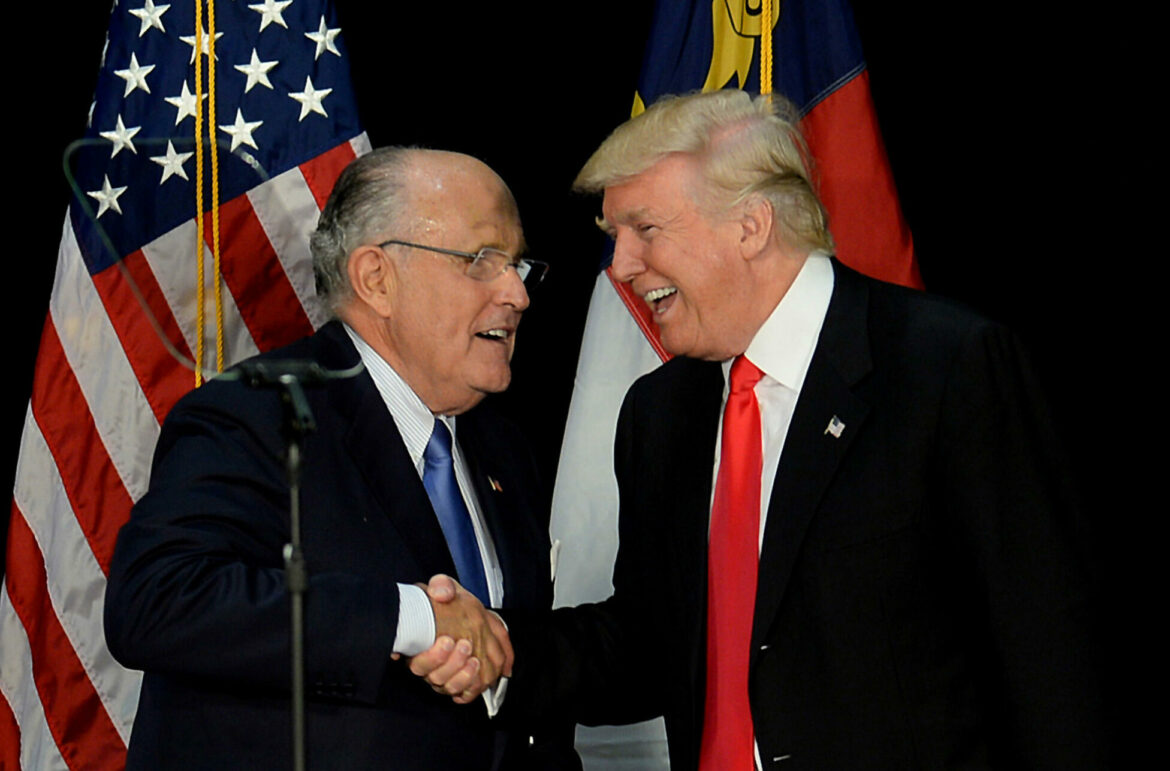 Trump praises Rudy Giuliani as ‘the greatest mayor in the history of ...