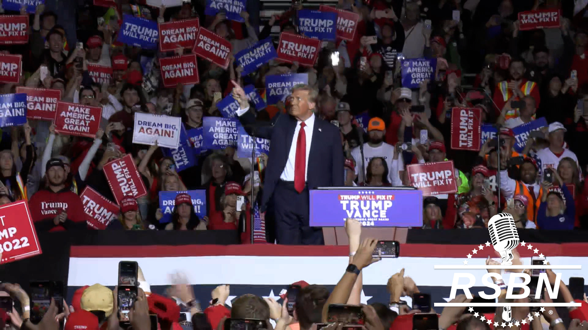 FULL SPEECH: President Trump Holds a Rally in Milwaukee, WI – 11/1/24