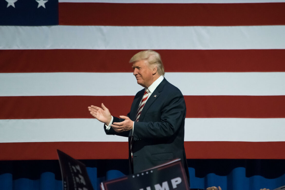 Trump praises ‘strong’ GOP senate talks amid focus on border security ...