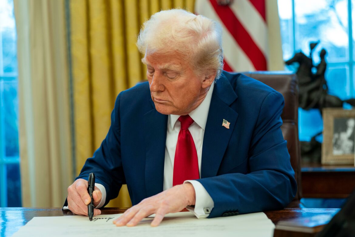 Trump signs executive order increasing truck driver safety, adds ...