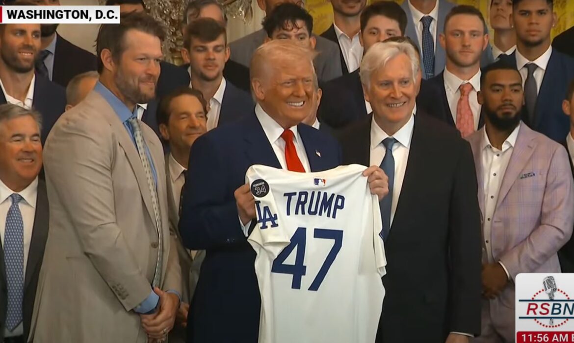 Trump meets with World Series champs L.A. Dodgers in the White House ...