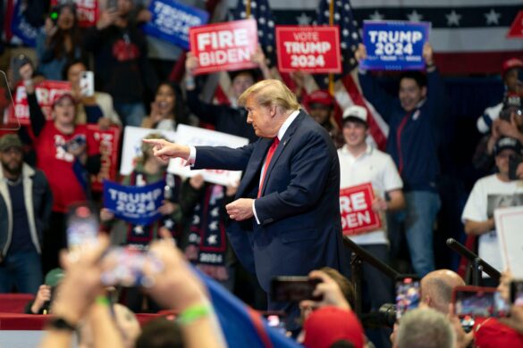 President Trump reacts to shocking new Republican voter registration ...